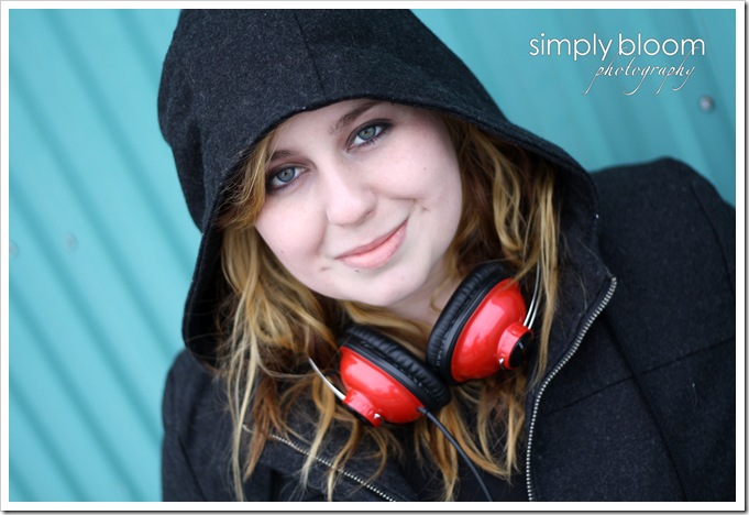 Hannah Bloom's Instagram, Twitter & Facebook on IDCrawl